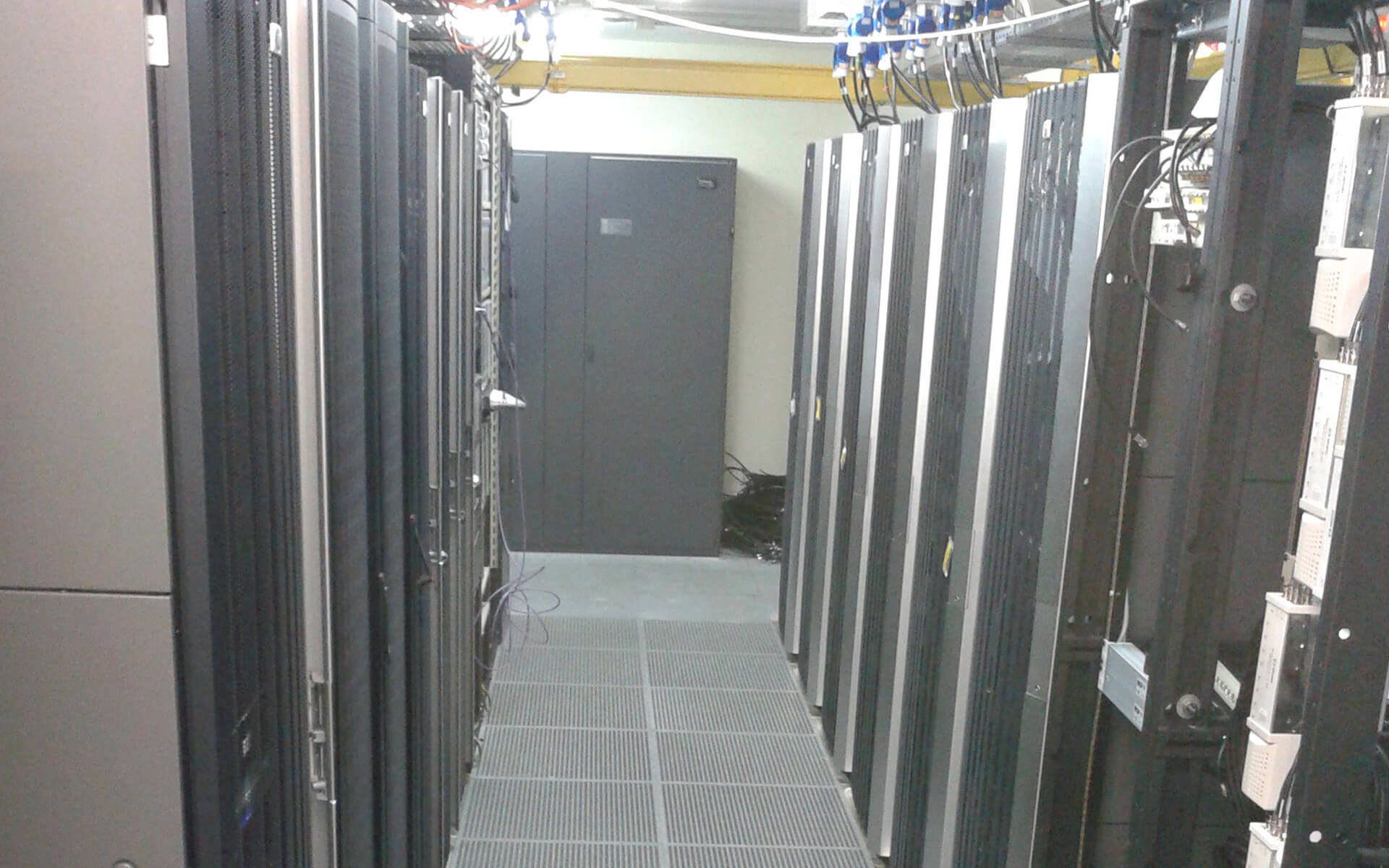 Συρρόμενες Πόρτες Κατάλληλες Για Computer Room - ΠΑΣΧΑΛΗΣ ΜΟΝ. Ι.Κ.Ε.